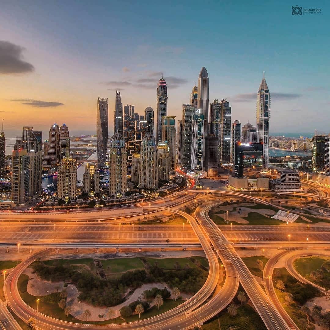 #GulfBuzz Approved : 5 Best Bars In Dubai With The Best Views - Gulfbuzz