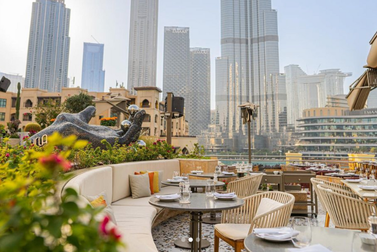 This Restaurant Offers The Best Views Of Burj Khalifa & The Dubai ...