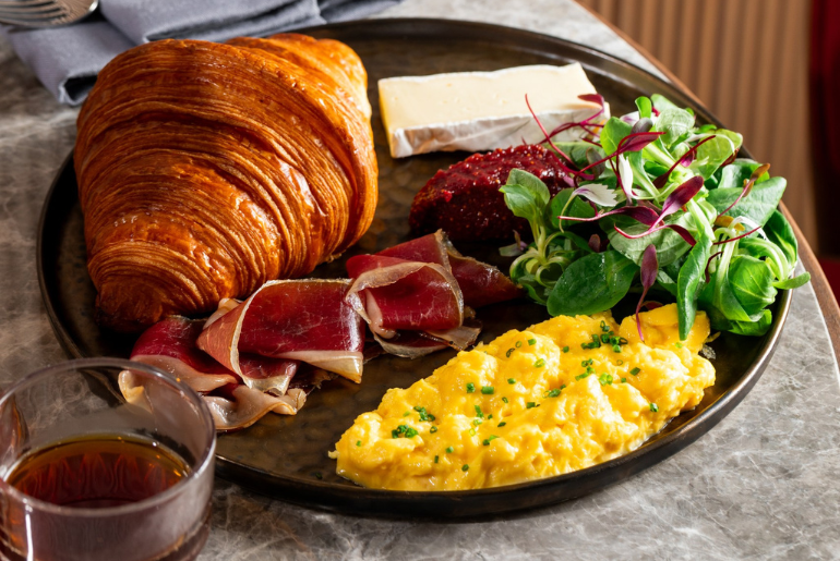 Elevate Your Weekend Morning Breakfasts With Free-Flowing Bubbly At ...