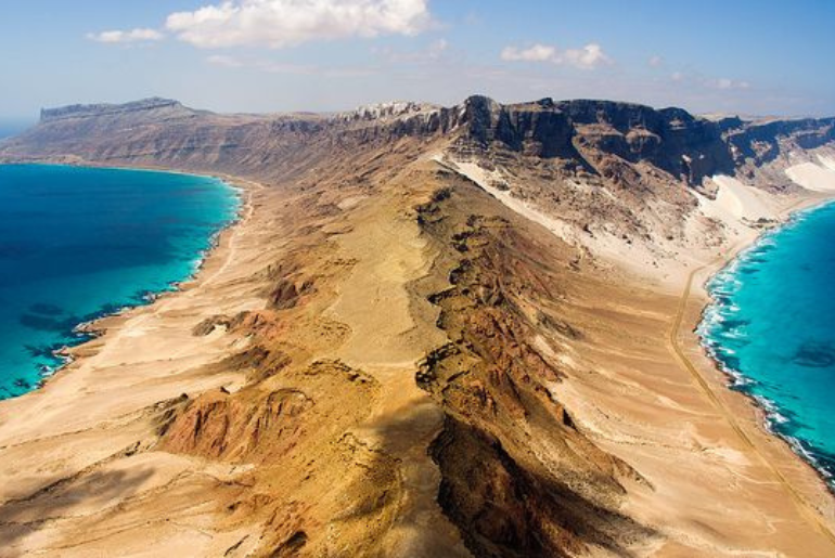 We Found A Hidden Alien Island Just Two Hours Away From Abu Dhabi ...