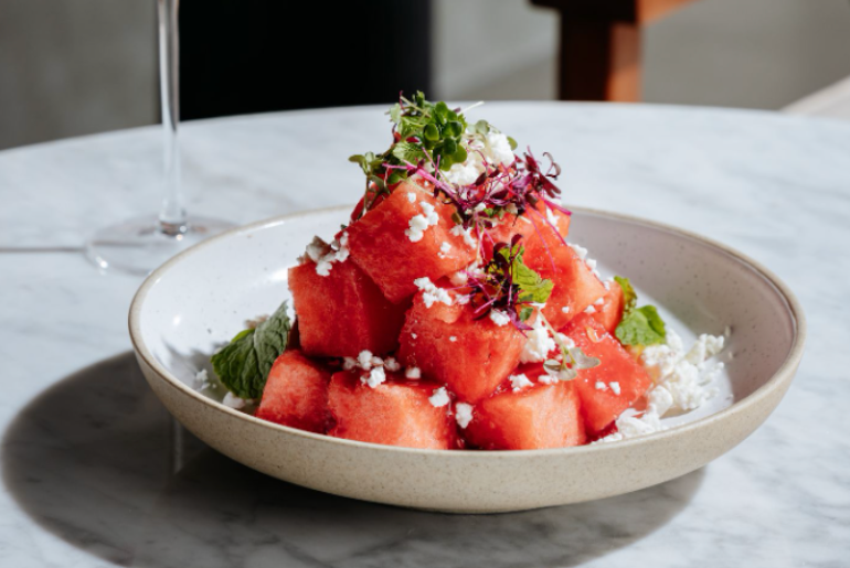 Unwind & Dine At Sienna Clubhouse In Dubai’s Iconic Opus Tower - Gulfbuzz