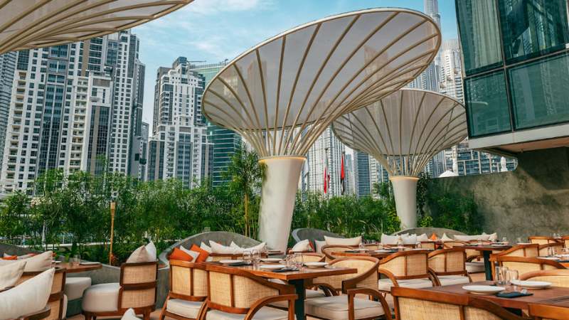 Unwind & Dine At Sienna Clubhouse In Dubai’s Iconic Opus Tower - Gulfbuzz
