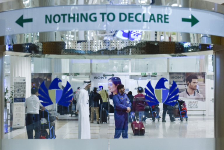 Travelling In The UAE? Rules For Carrying Cash, Jewellery & Prohibited ...