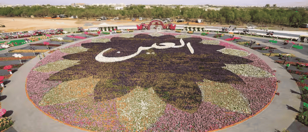 Step Into A Garden Of 1.5 Million Flowers At This Stunning UAE Festival ...